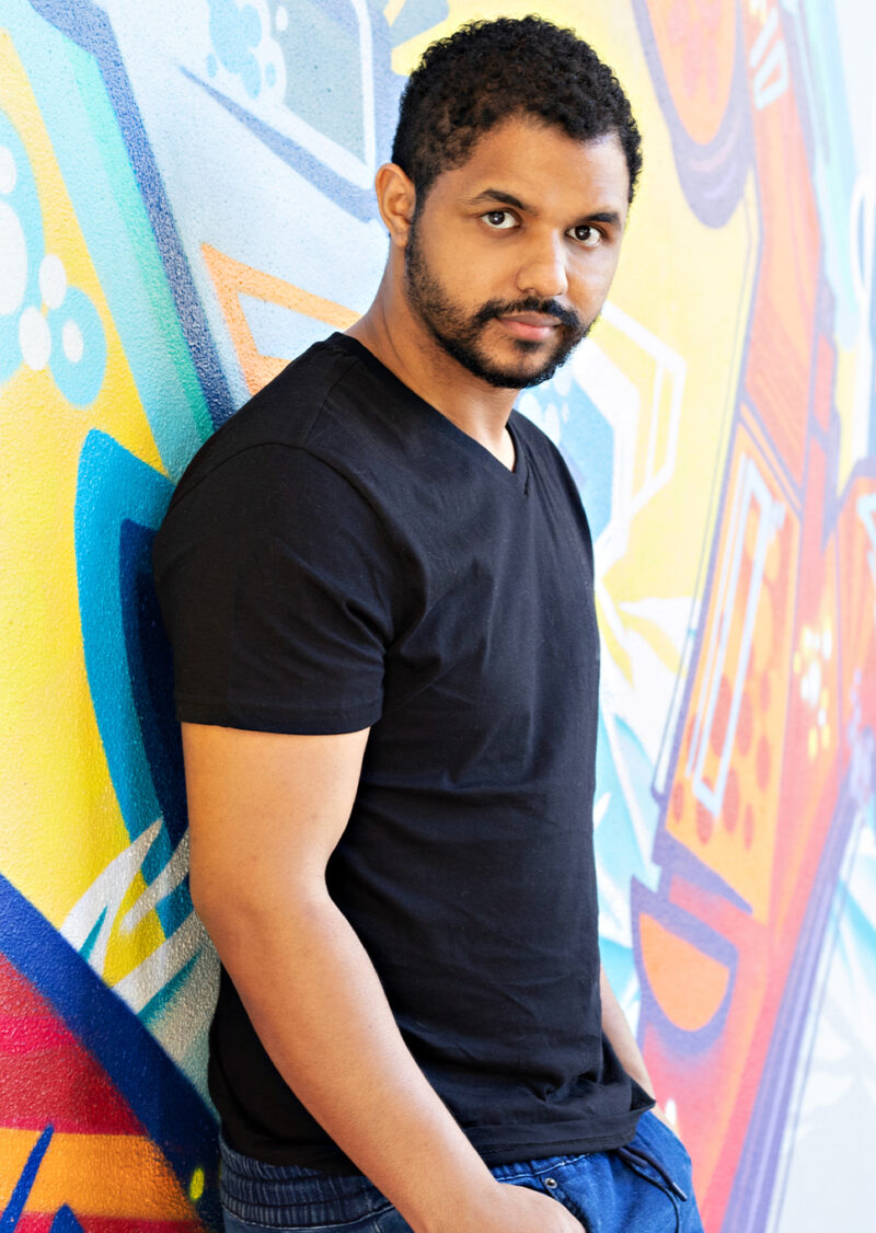 Byron Major - OMNIVI3E